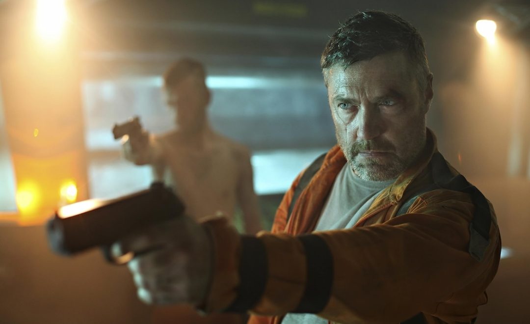 Retro Review: LOCKOUT (2012) - Last Movie Outpost