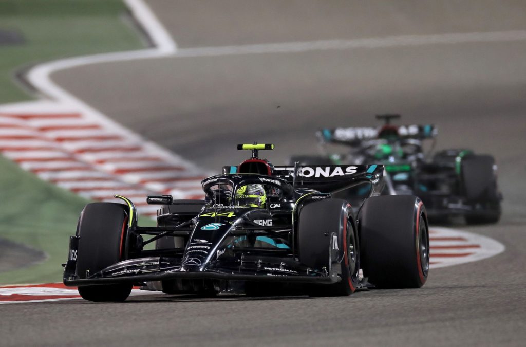 Details As FORMULA 1 Films At Silverstone - Last Movie Outpost