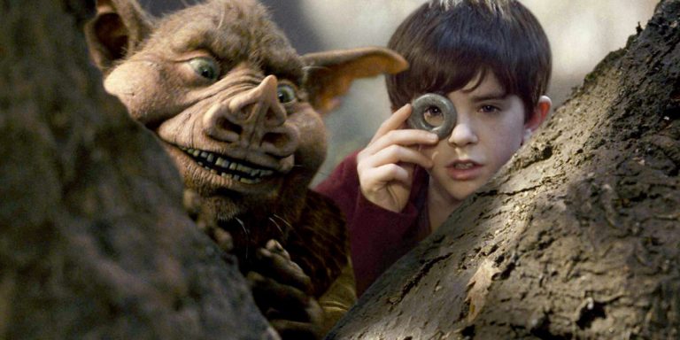 Disney Wields Axe As Shares Slide - Last Movie Outpost
