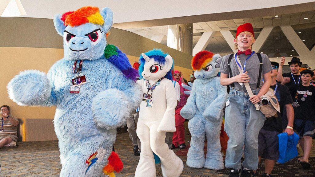 Rejoice As MY LITTLE PONY Is Coming - Last Movie Outpost