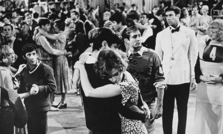 Retro Review: THEY SHOOT HORSES DON'T THEY? - Last Movie Outpost